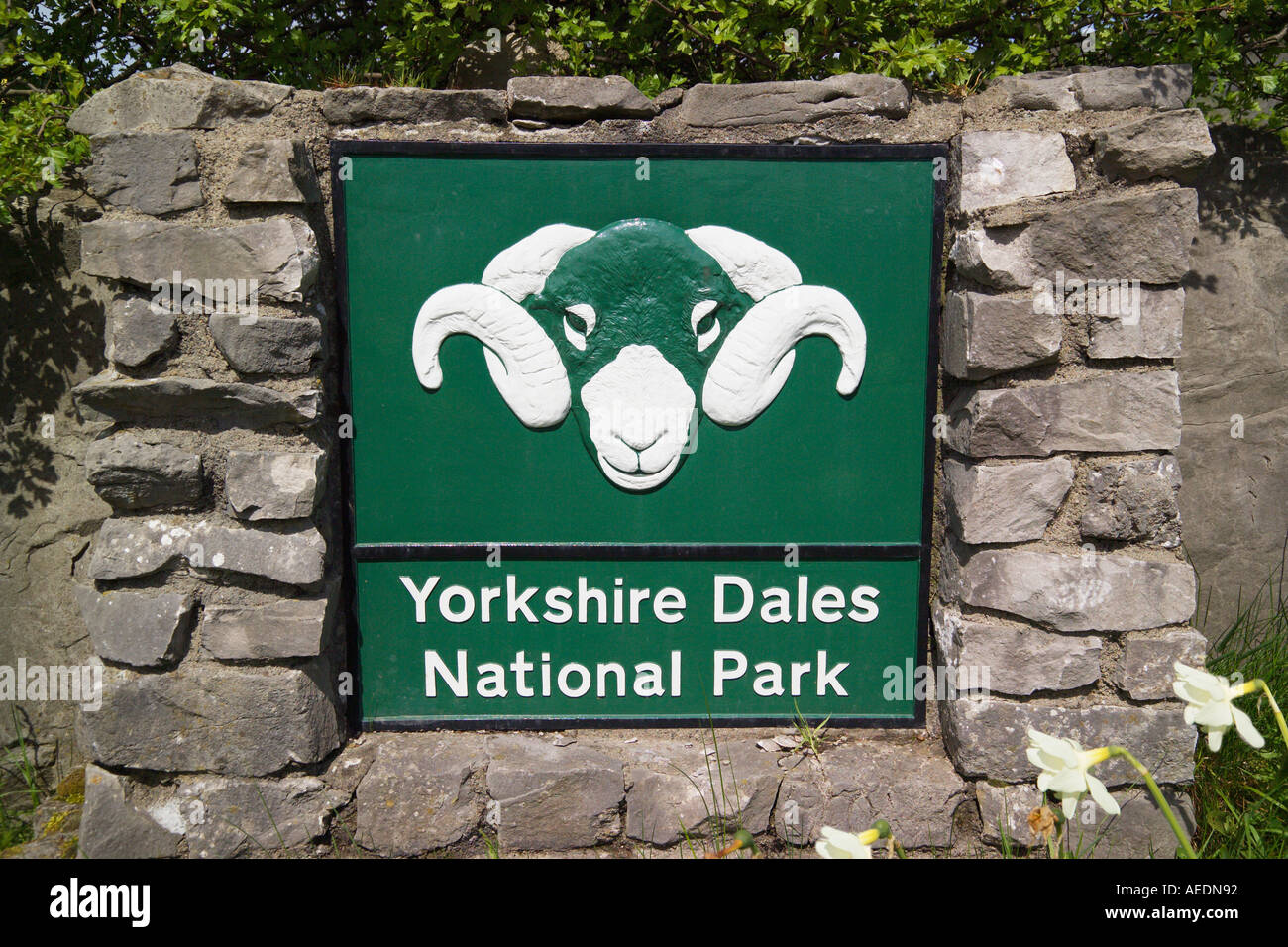 [Yorkshire Dales National Park] sign England Stock Photo - Alamy