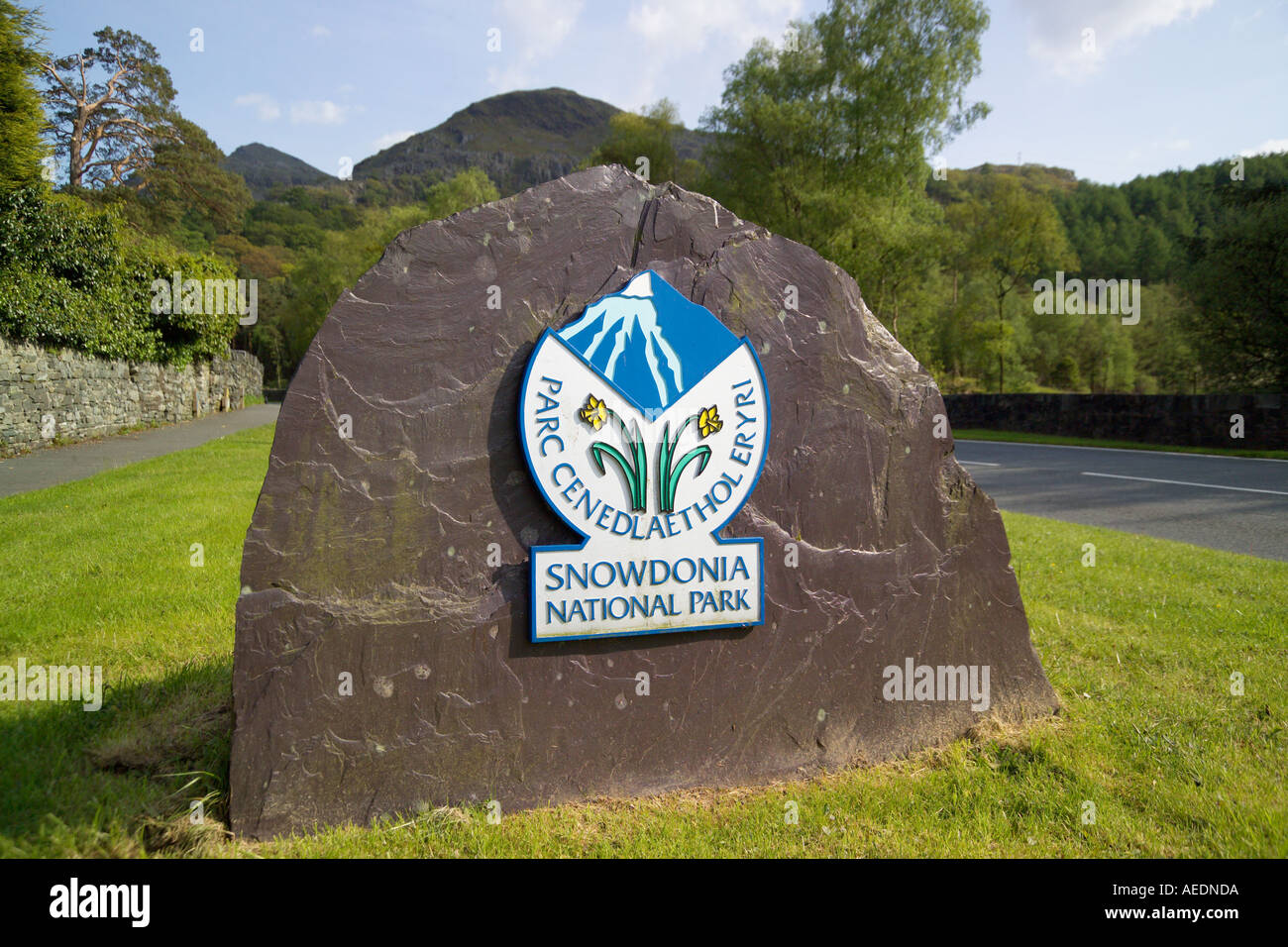 [Snowdonia National Park] Sign *Snowdonia Wales Stock Photo - Alamy