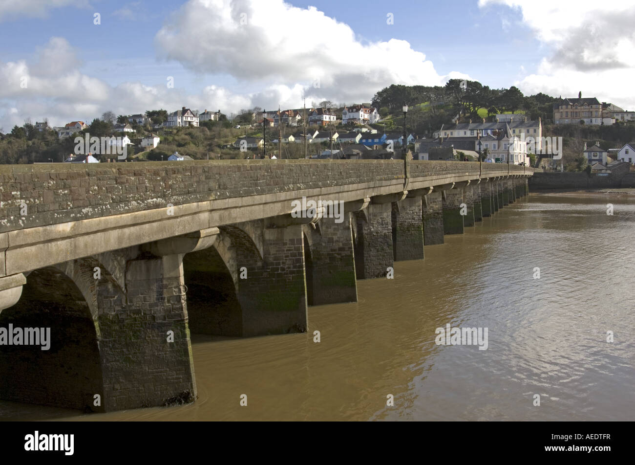 Bideford devon old bridge hi-res stock photography and images - Alamy