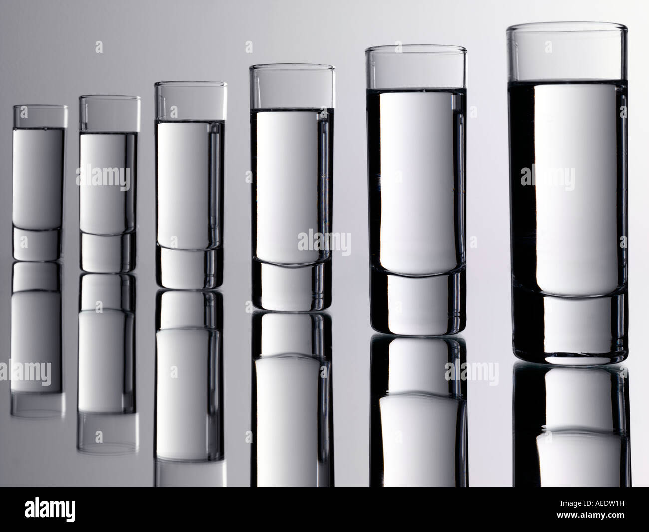 Arak liquor drink hi-res stock photography and images - Alamy