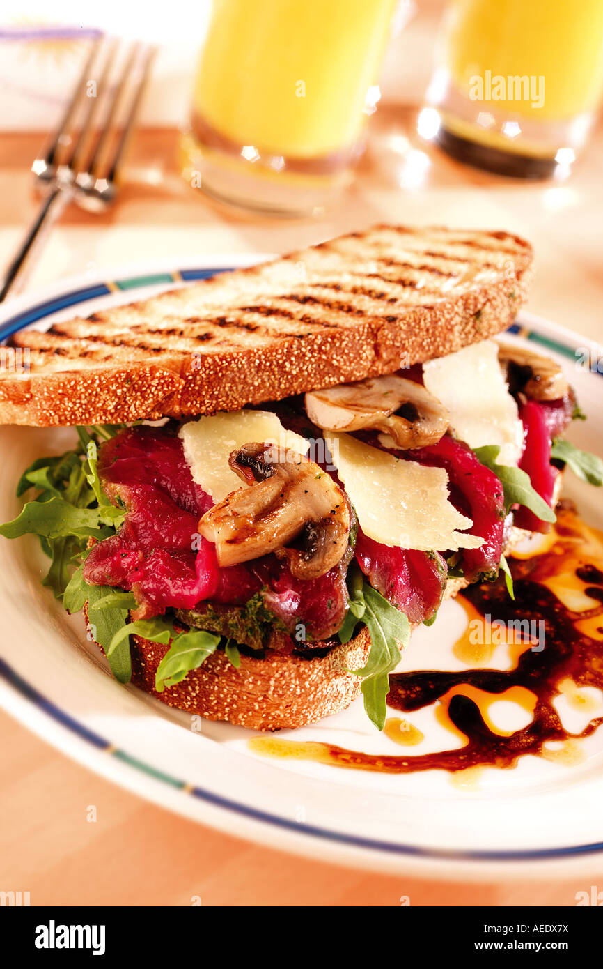 Open lunch hi-res stock photography and images - Alamy