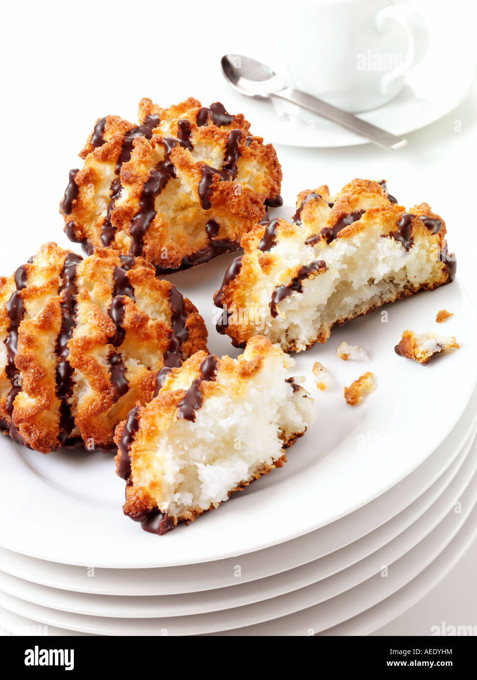 Coconut macaroon passover hi-res stock photography and images - Alamy