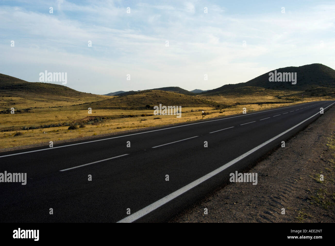 a stretch of open road Stock Photo - Alamy