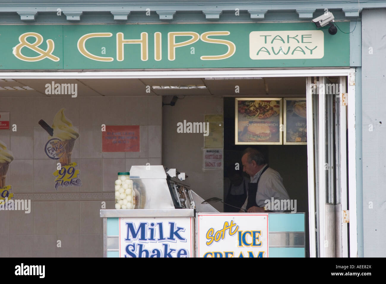 Fish and chip shop counter hi-res stock photography and images - Alamy