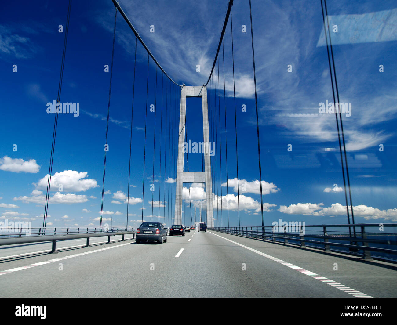 Store belt bridge hi-res stock photography and images - Alamy