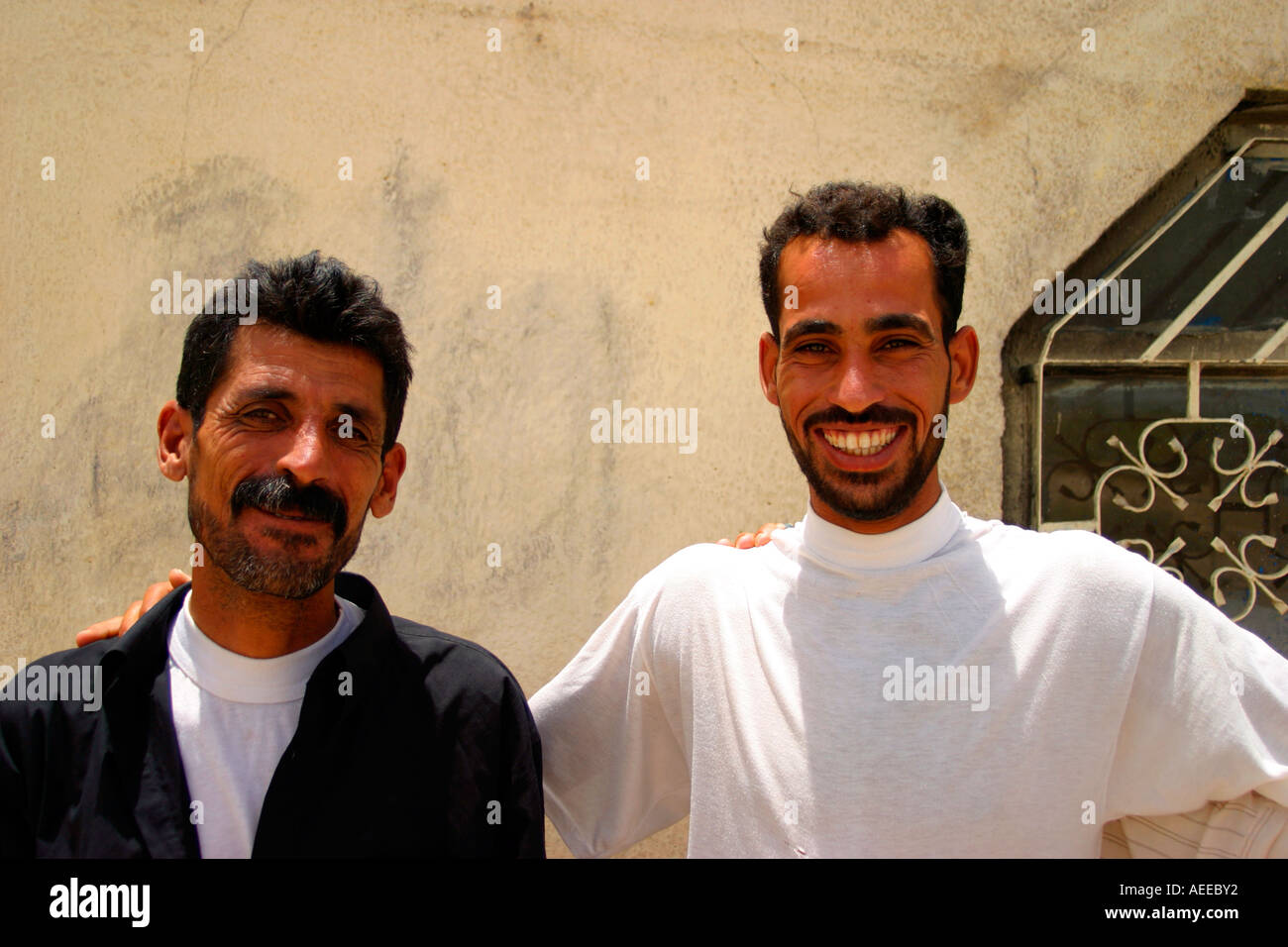 Iraqi people happy hi-res stock photography and images - Alamy