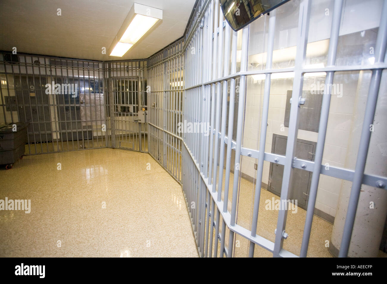 Segregation unit special management unit at Lincoln Correctional Center ...