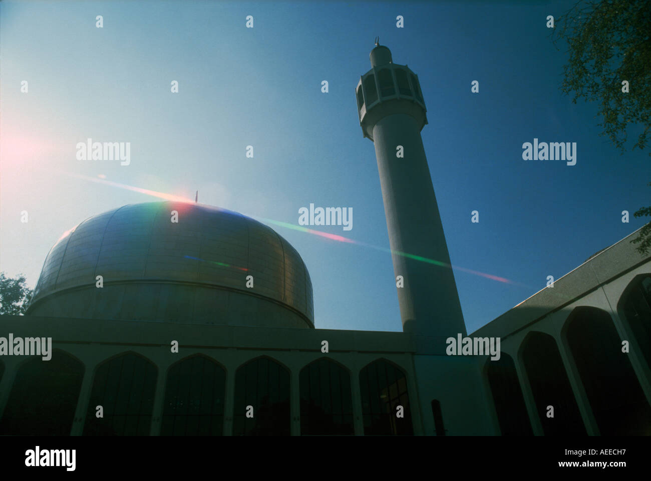 Regents Park Mosque Architecture High Resolution Stock Photography and ...
