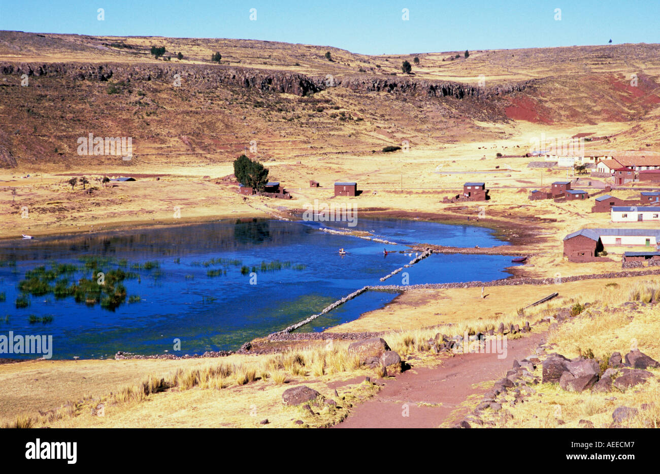 View of Lake Umago from the hillside above Sillustani Stock Photo - Alamy