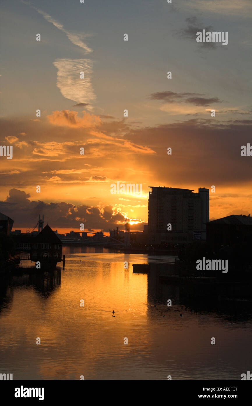 Sunset over the Manchester Ship Canal, from Trafford Road Bridge ...
