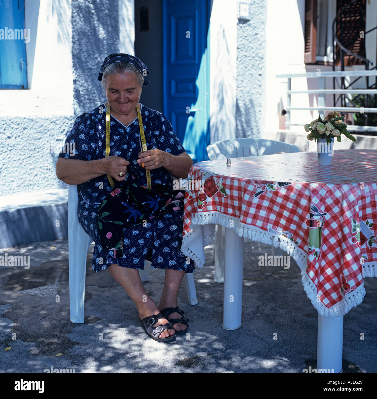 Greek granny hi-res stock photography and images - Alamy