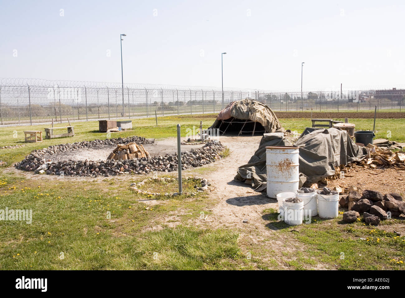 Native American sweat lodge at Lincoln Correctional Center Lincoln ...