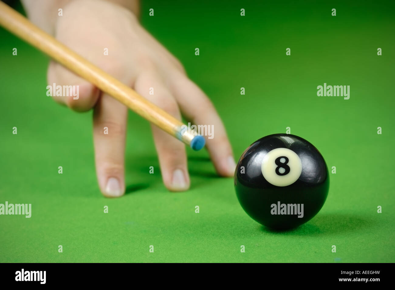 Billiard ball hitting hi-res stock photography and images - Alamy