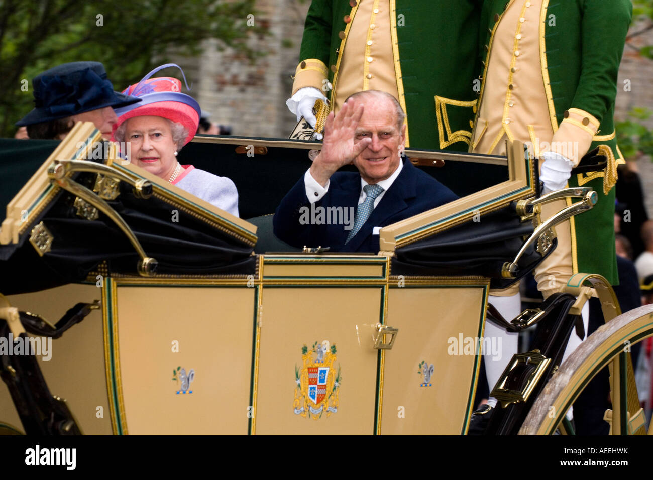 Queen Elizabeth and Prince Philip Ride in an Open Carriage in Colonial ...