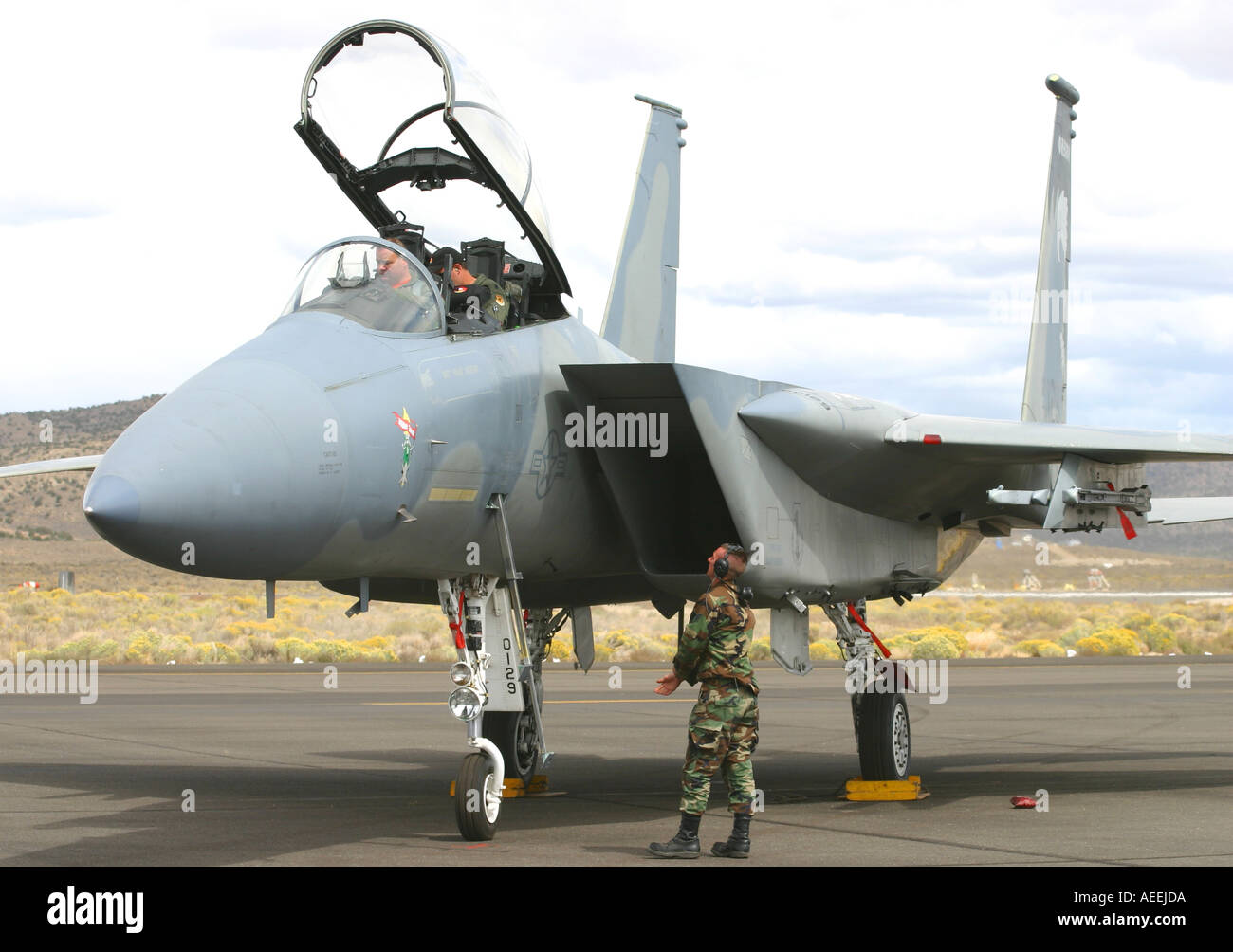 Milatary hi-res stock photography and images - Alamy