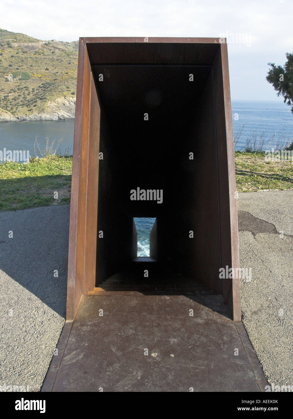 Walter benjamin monument in portbou hi-res stock photography and images ...