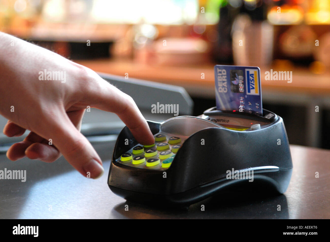 Chip and pin machines hi-res stock photography and images - Alamy