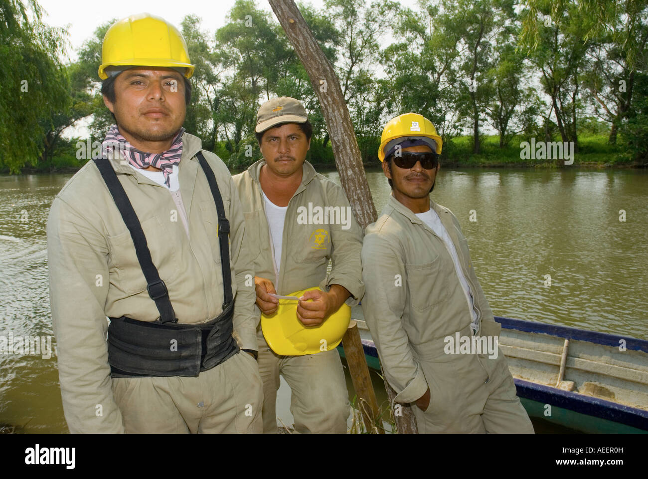 Oil field camp hi-res stock photography and images - Alamy