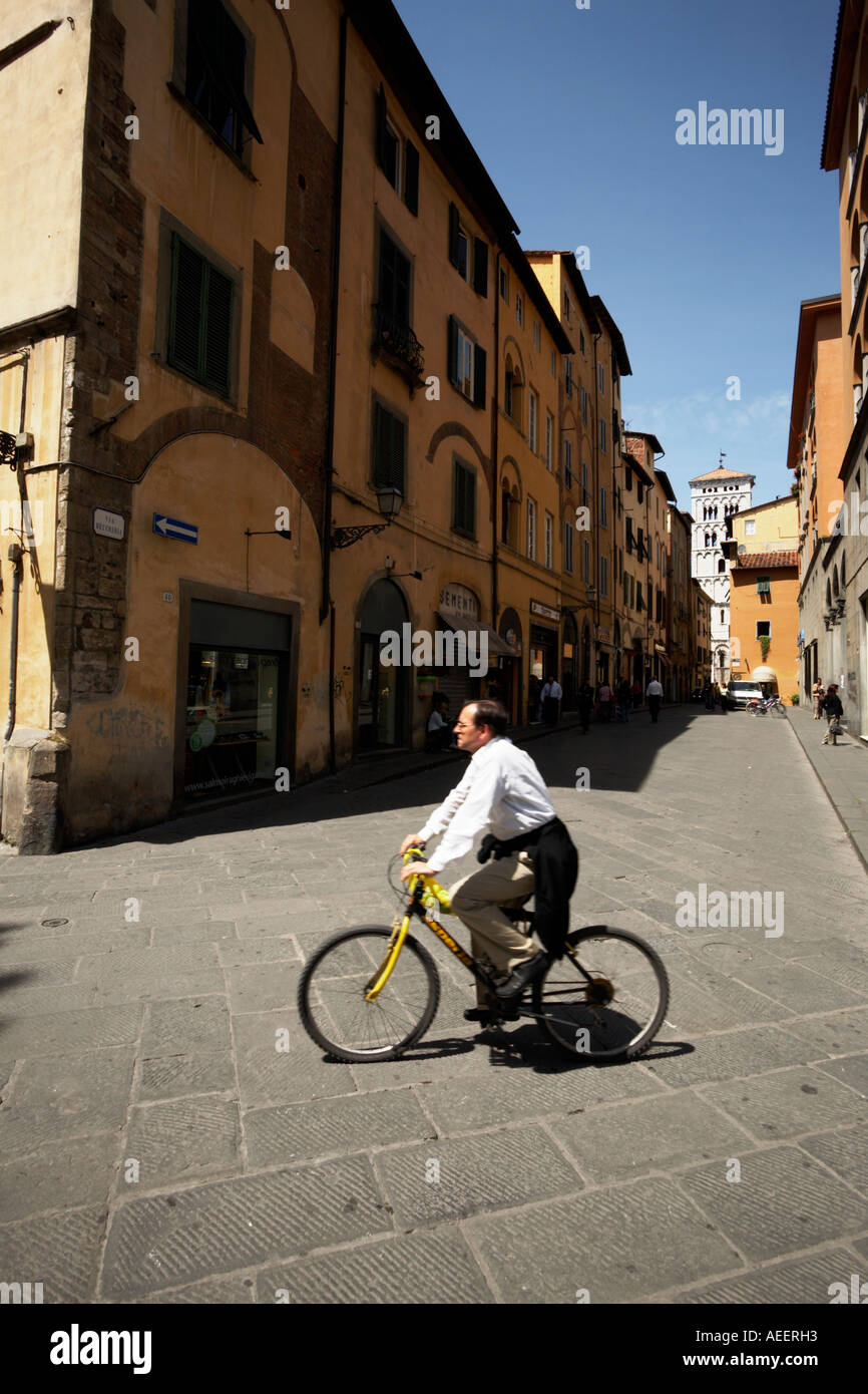 Pedestrianised lucca hi-res stock photography and images - Alamy