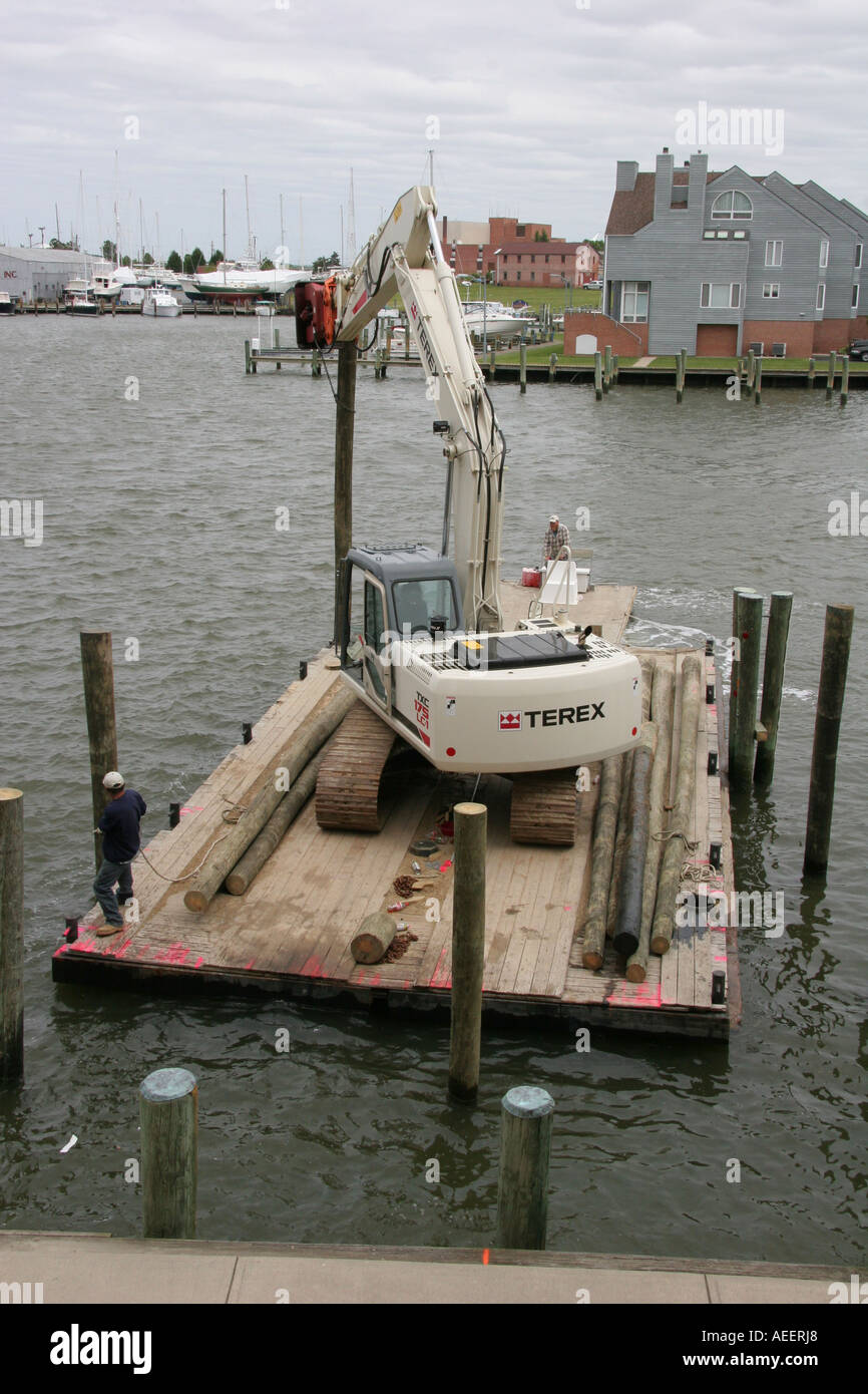 Marine Construction Pile Driver Stock Photo - Alamy