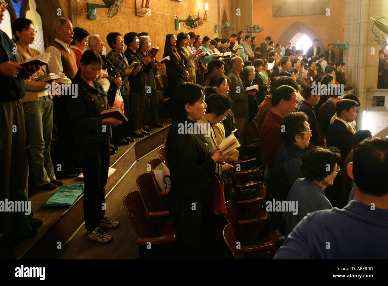 Christian creed in chinese hi-res stock photography and images - Alamy