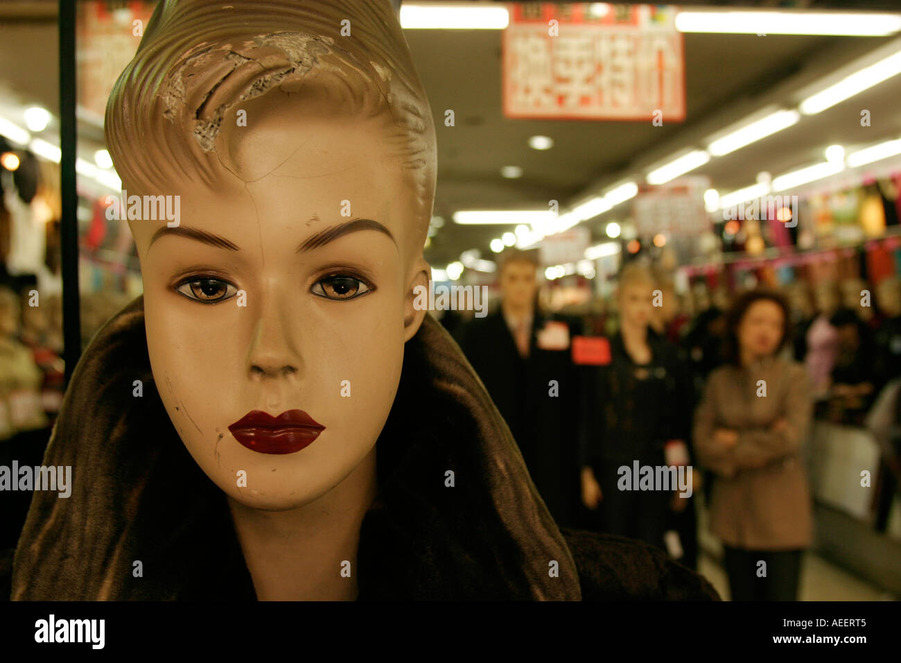 Broken manikin hi-res stock photography and images - Alamy