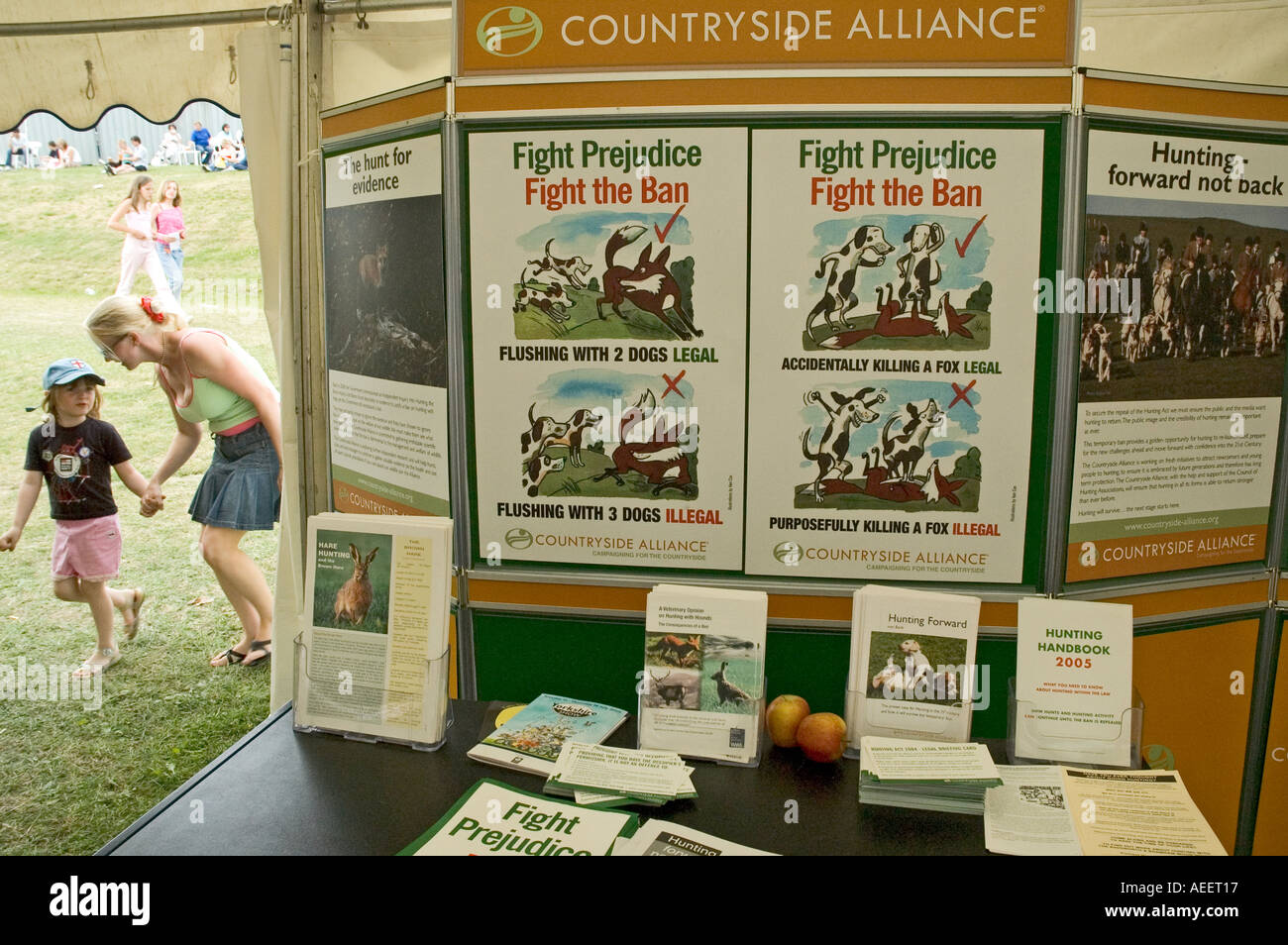Countryside Alliance pro fox hunting display at the Great Yorkshire ...