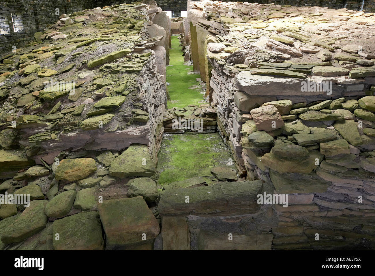 Midhowe cairn the largest and longest neolithic burial chambered ...