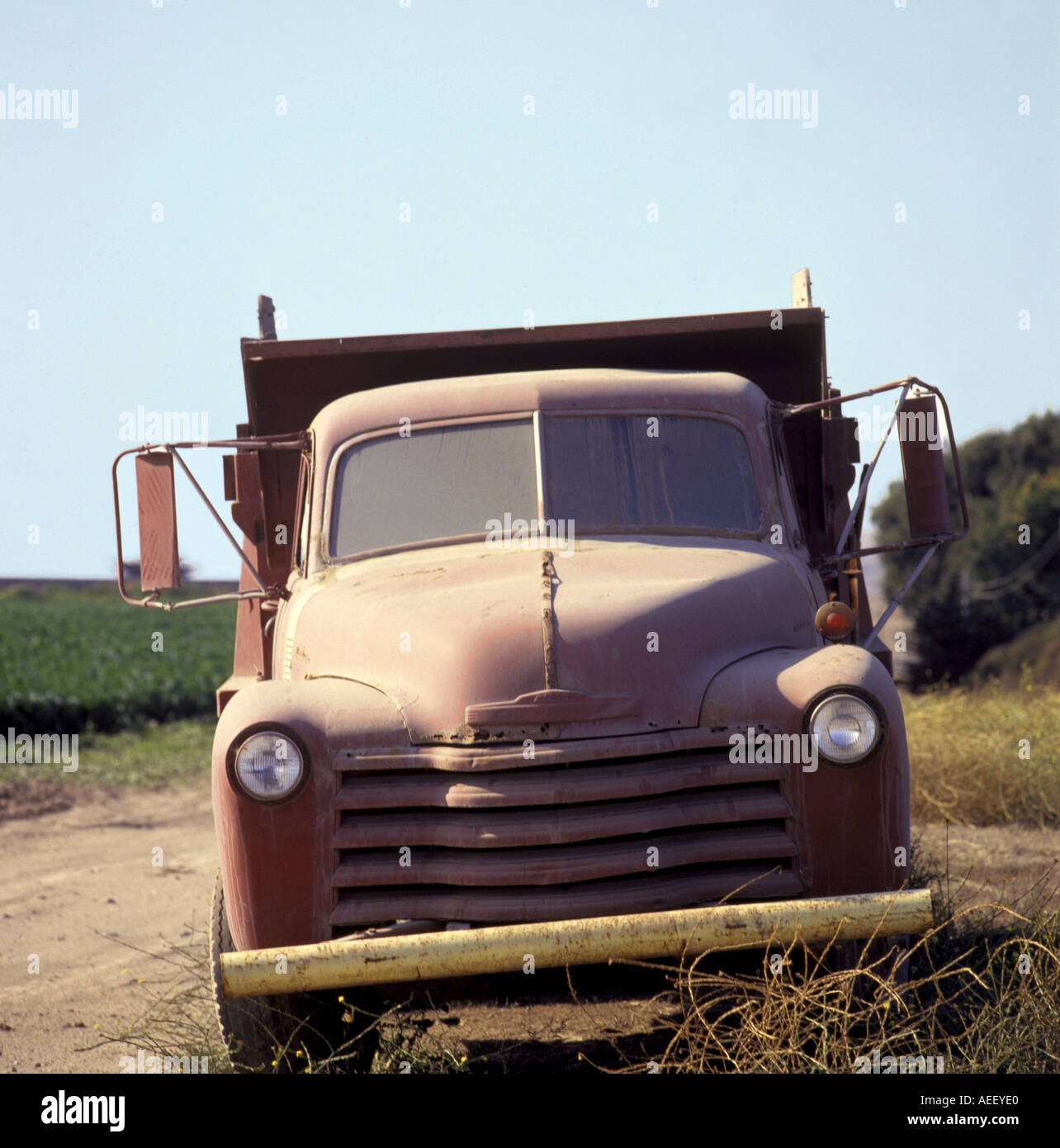 Old pick up truck Stock Photo - Alamy