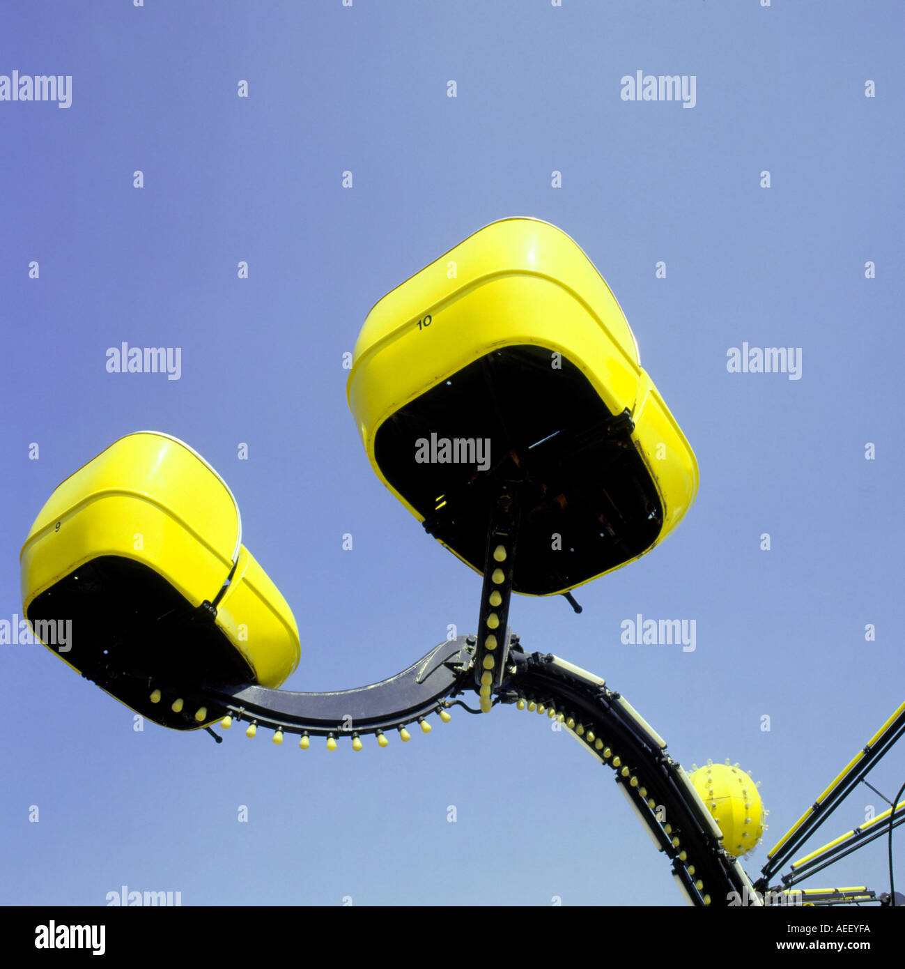 Amusement park ride Stock Photo - Alamy