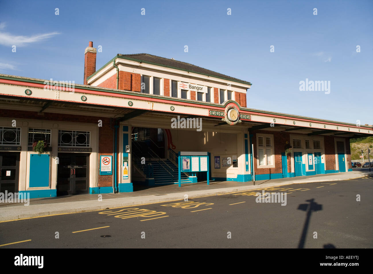 Bangor Railway station, North Wales, United Kingdom Stock Photo - Alamy
