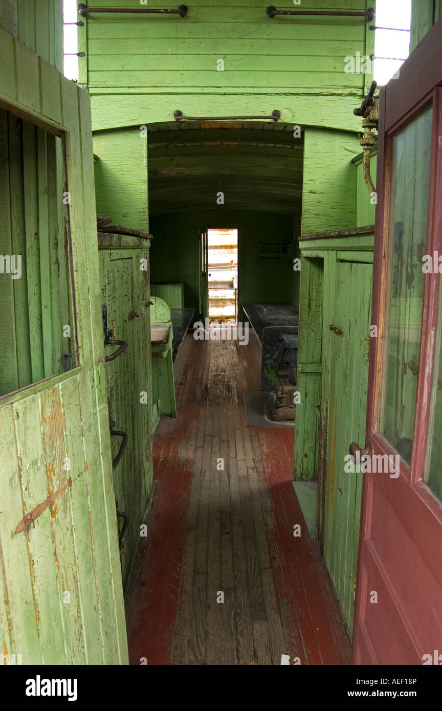 The old green kaboose Stock Photo - Alamy