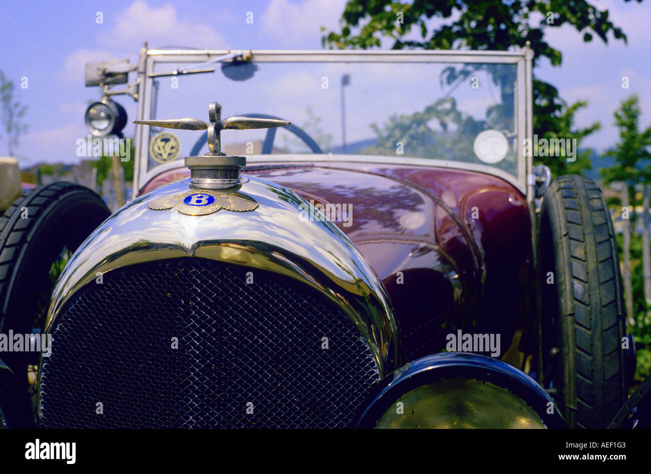 Car open bentley hi-res stock photography and images - Alamy