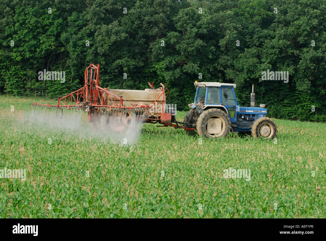 Glyphosate crop hi-res stock photography and images - Alamy
