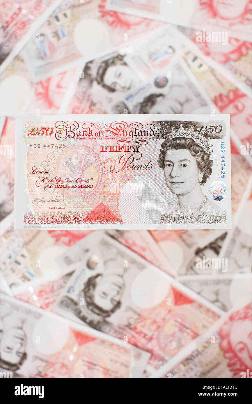 Fifty pound notes sterling Stock Photo - Alamy