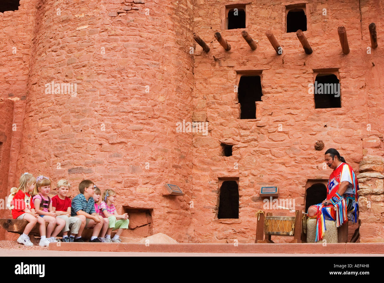 Native indians presenting traditional dance at the Manitou Cliff ...