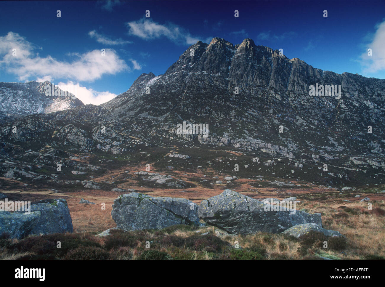 Tryfan Mountain Snowdonia North West Wales Stock Photo - Alamy