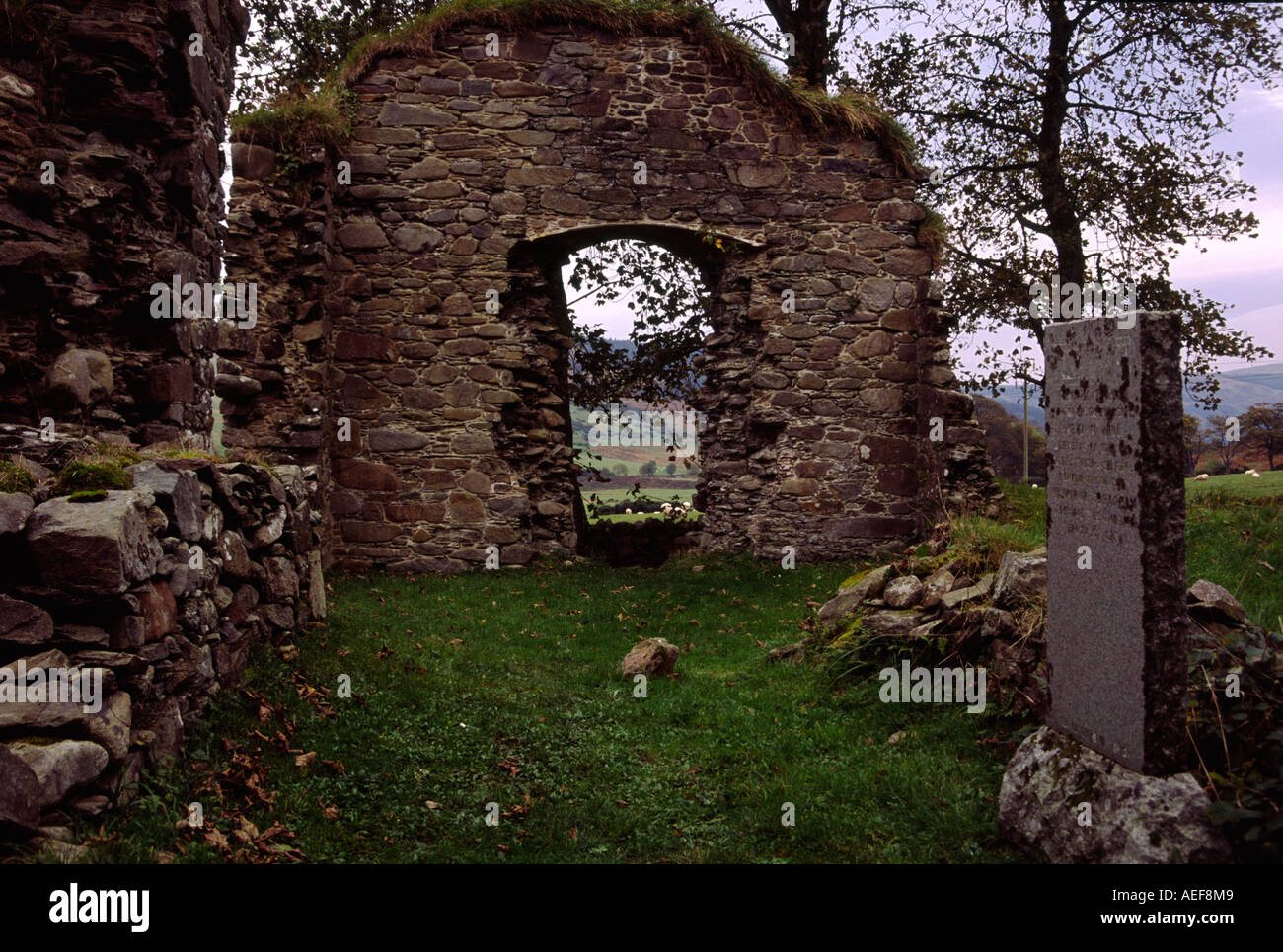 Skipness castle hi-res stock photography and images - Alamy