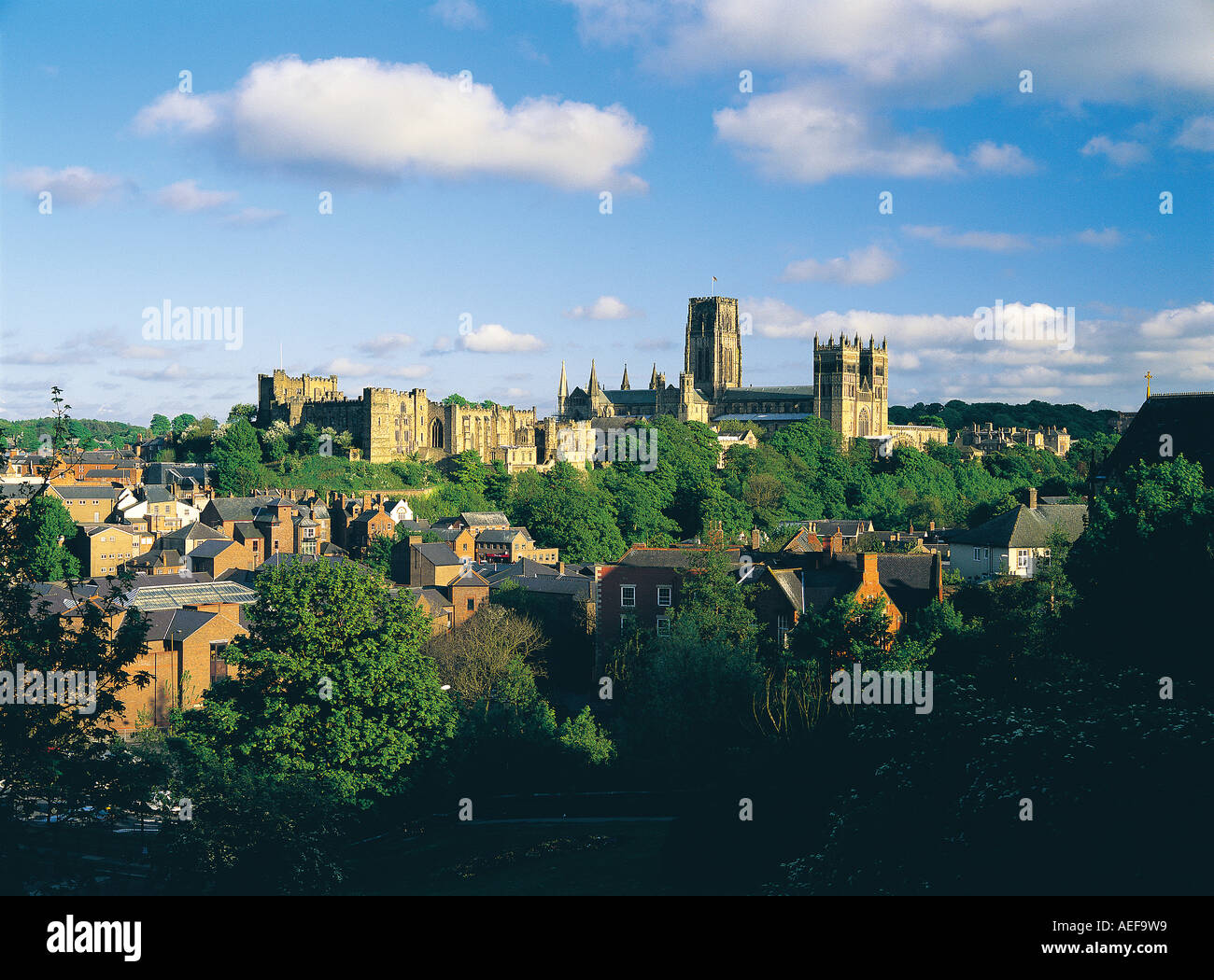 Durham castle chapel hi-res stock photography and images - Alamy
