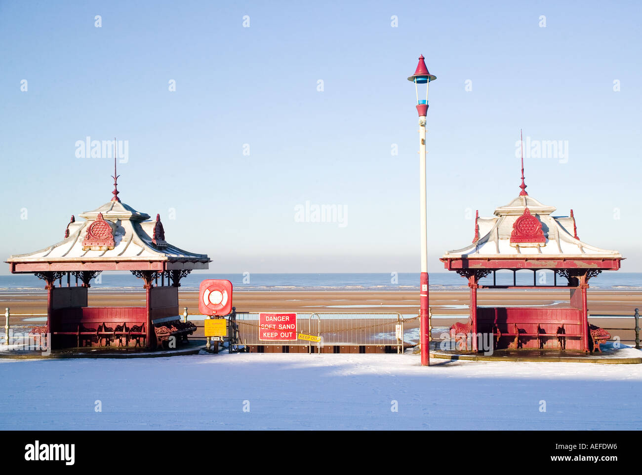Winter on Blackpool Promenade Stock Photo - Alamy