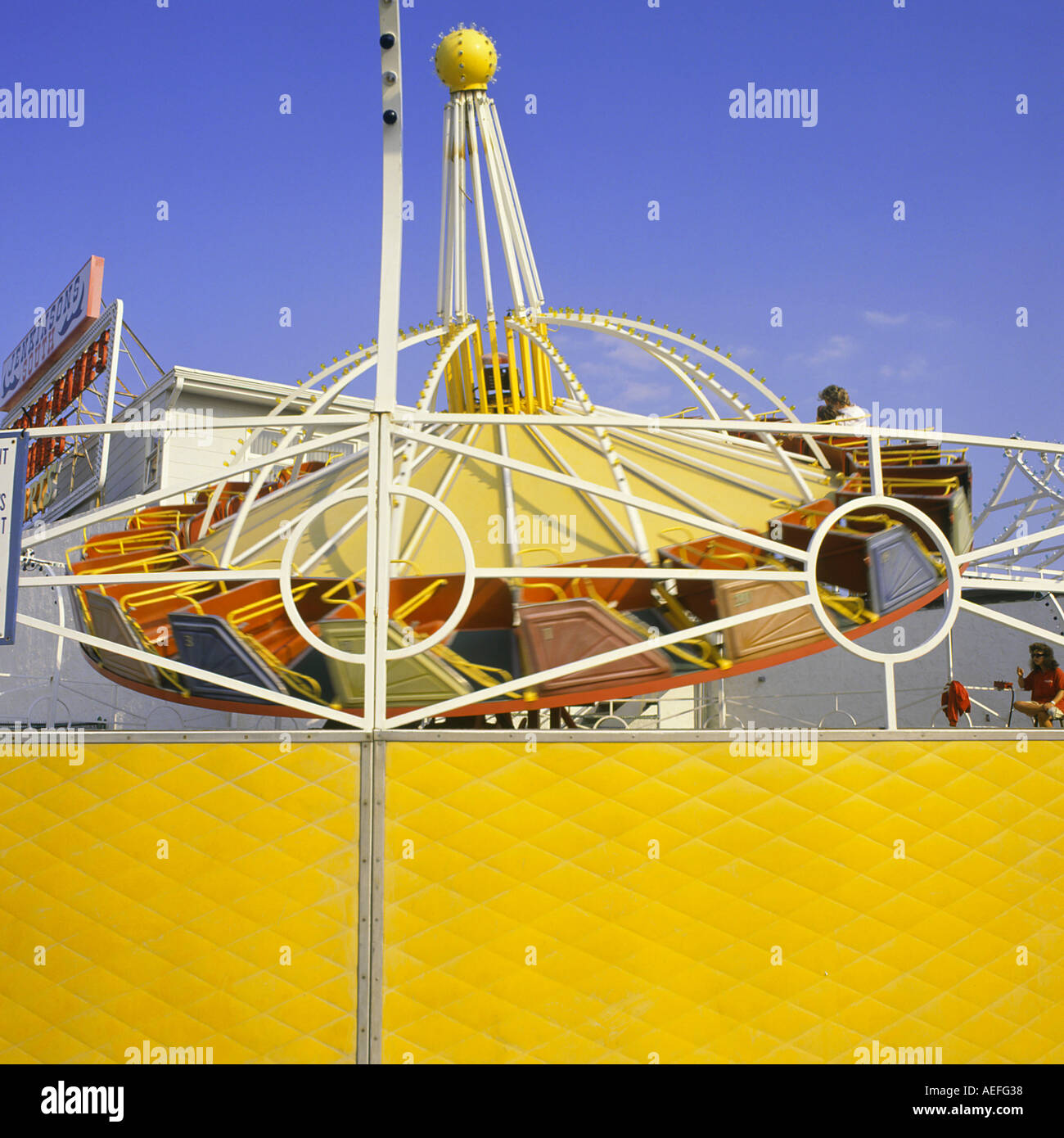 Amusement park ride Stock Photo - Alamy