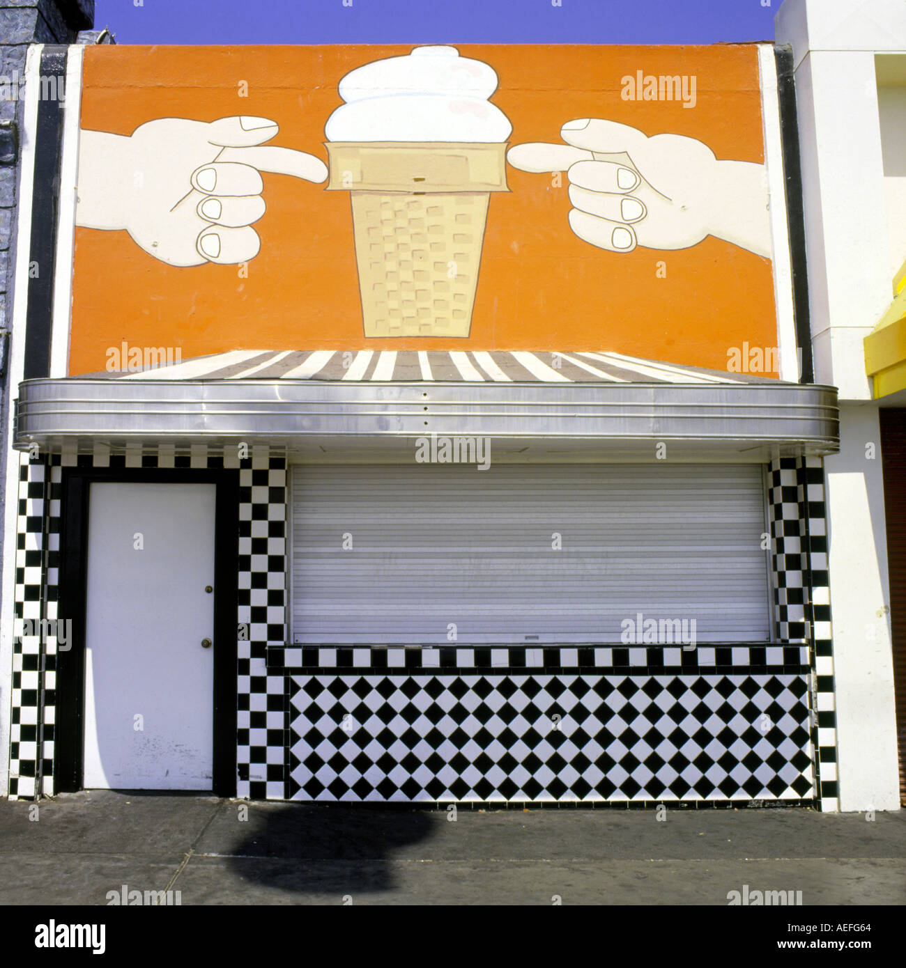 Closed concession stand Stock Photo - Alamy