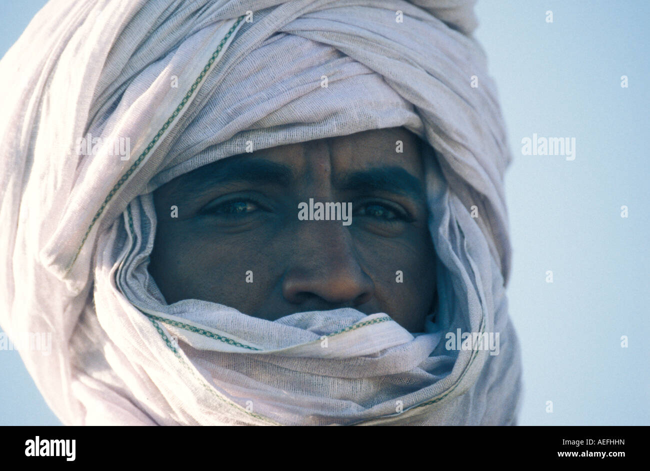 Mali tuareg portrait turban hi-res stock photography and images - Alamy
