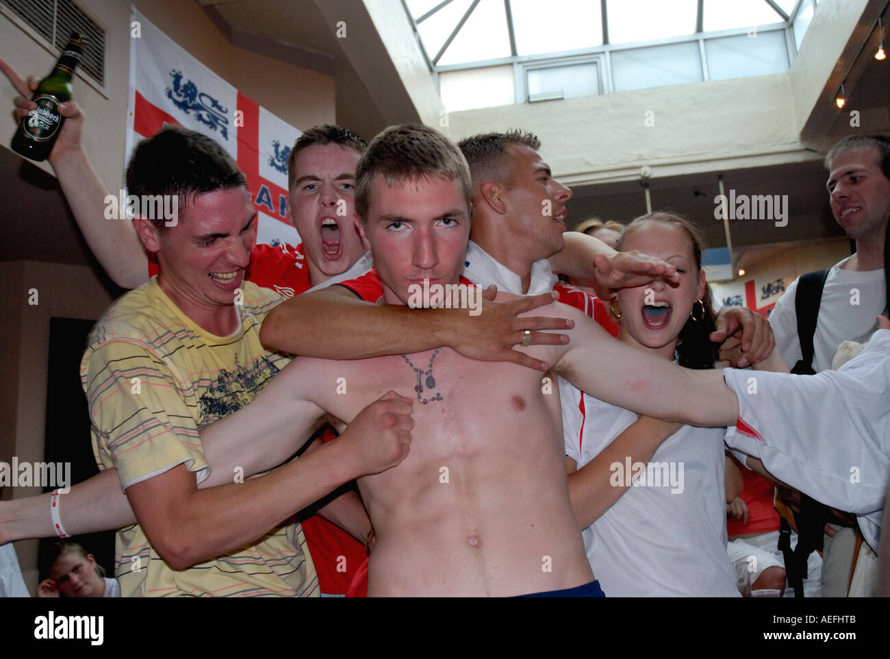 Rowdy teenagers hi-res stock photography and images - Alamy