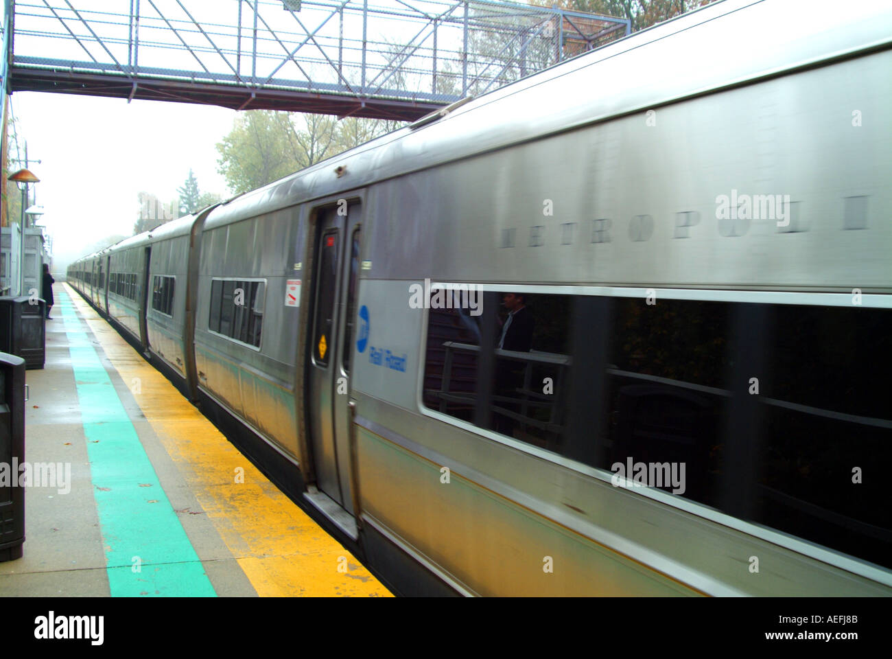 Train at platform Stock Photo - Alamy