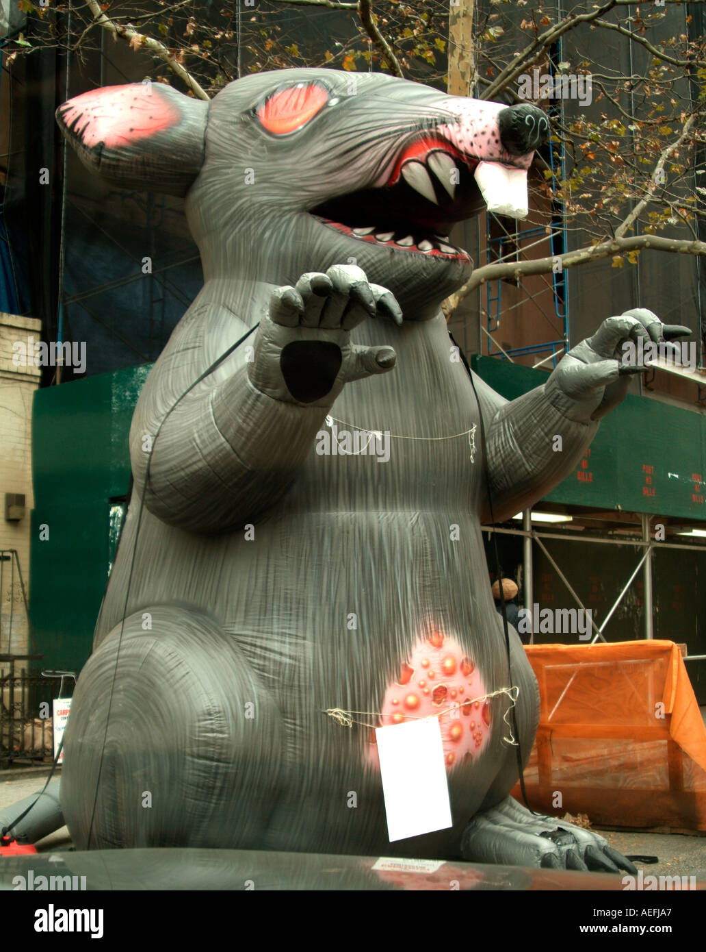 Giant rat used during a strike Stock Photo - Alamy