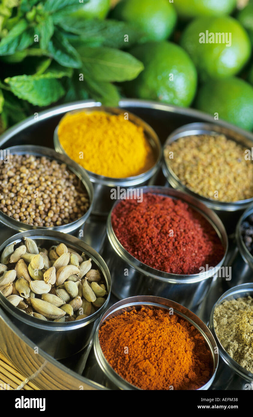 Indian food flavourings hi-res stock photography and images - Alamy