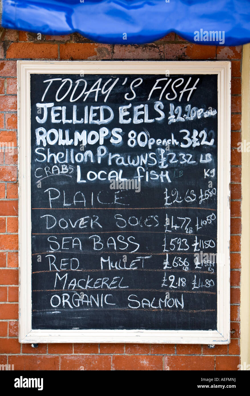 Wet fish shop and uk hi-res stock photography and images - Alamy