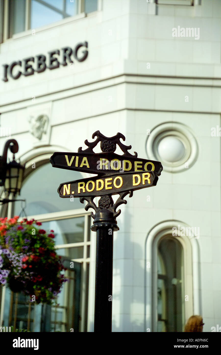 Los Angeles Ca Rodeo drive street sign Stock Photo - Alamy