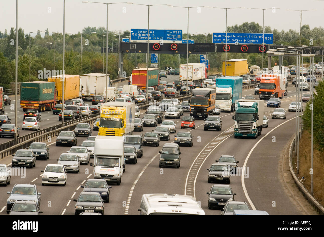 Motorways in london hi-res stock photography and images - Alamy